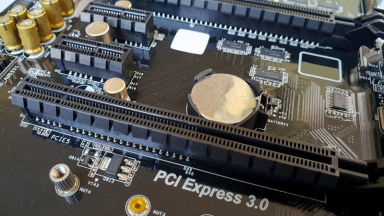 PCIe là gì? Tìm hiểu về chuẩn kết nối tốc độ cao PCI Express